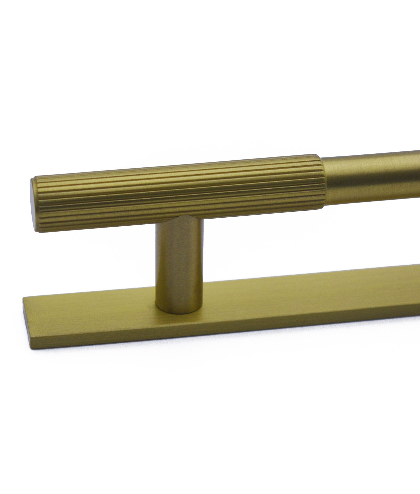Capri Timberline Cabinet Pull Handle on Plate | A&H Brass