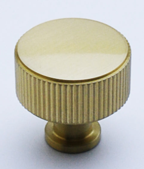 Gallus Reeded Round Cupboard Knob | A&H Brass
