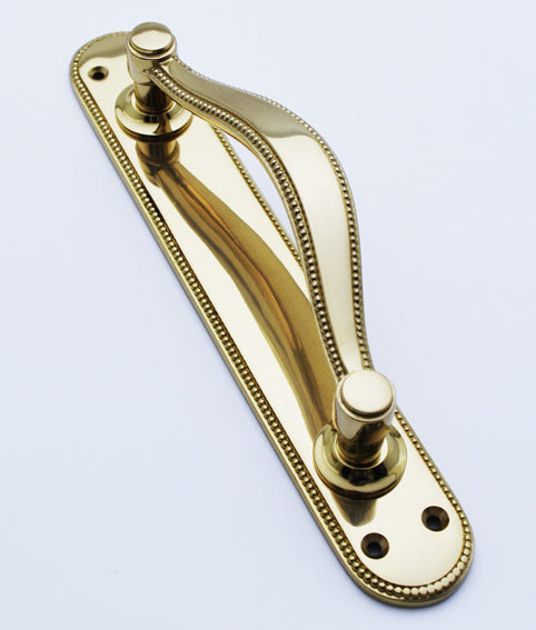 Ritz Bow Handle On Plate | A&H Brass